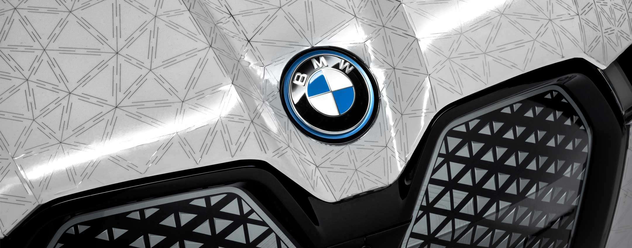 BMW ha inventato l'auto E Ink che cambia colore