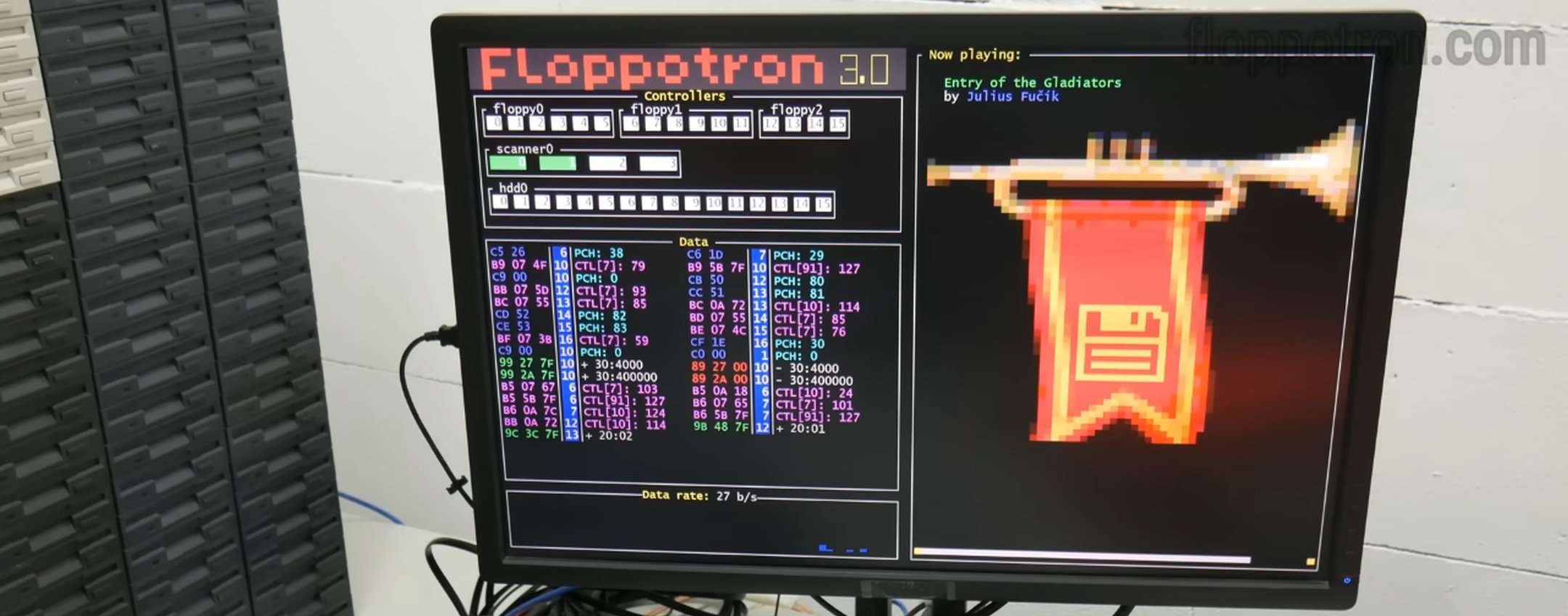 Floppotron 3.0: musica con floppy, dischi e scanner