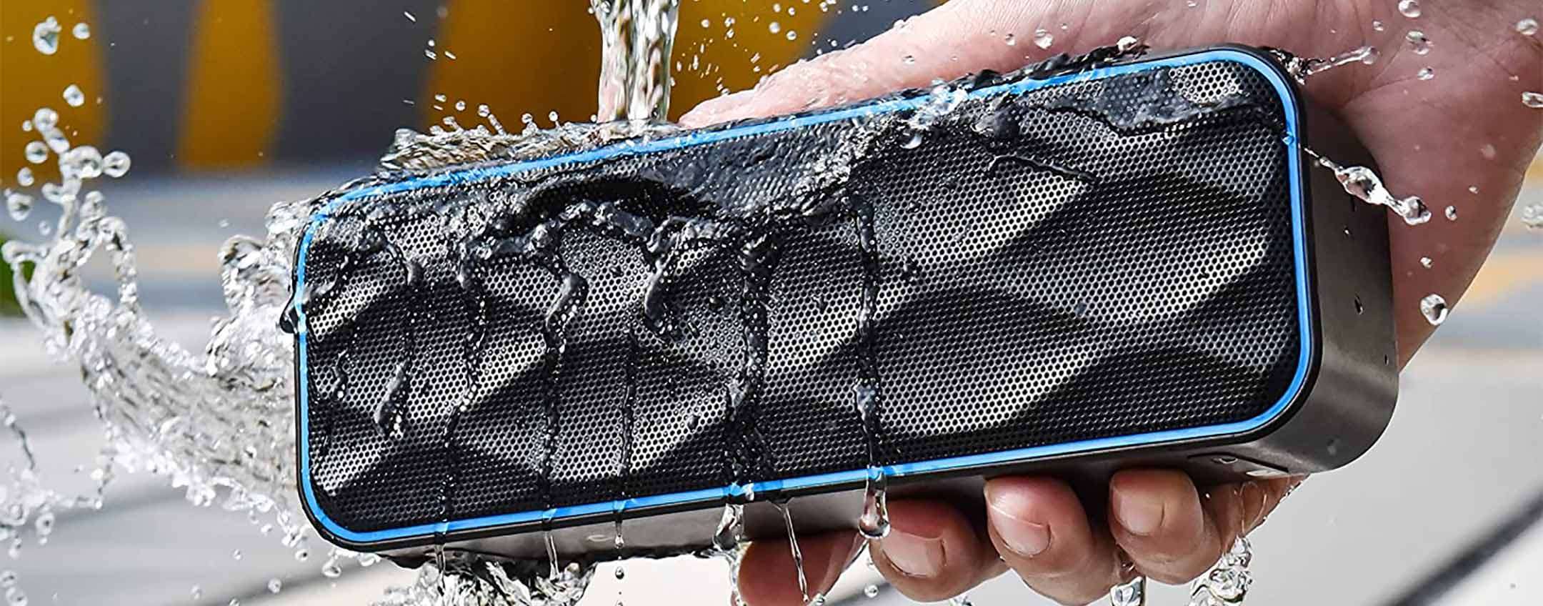 Cassa Bluetooth portatile e impermeabile: solo 16 euro