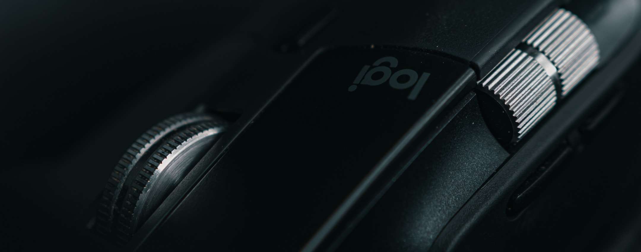 Logitech e iFixit collaborano per la riparazione fai da te