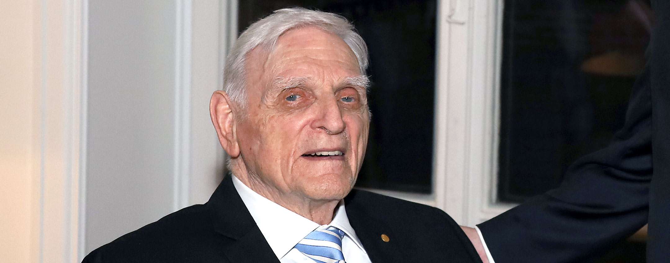 John Goodenough, è morto il creatore delle batterie li-ion