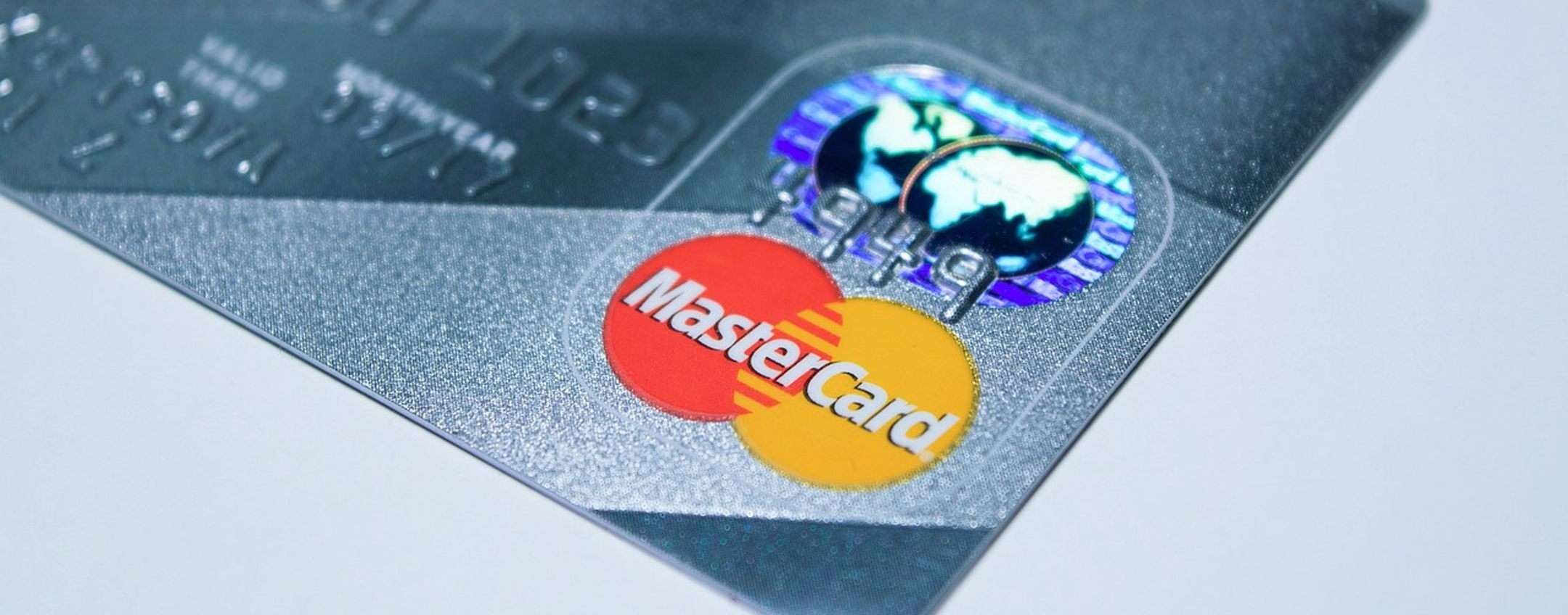 Mastercard: IA per rilevare le truffe in tempo reale