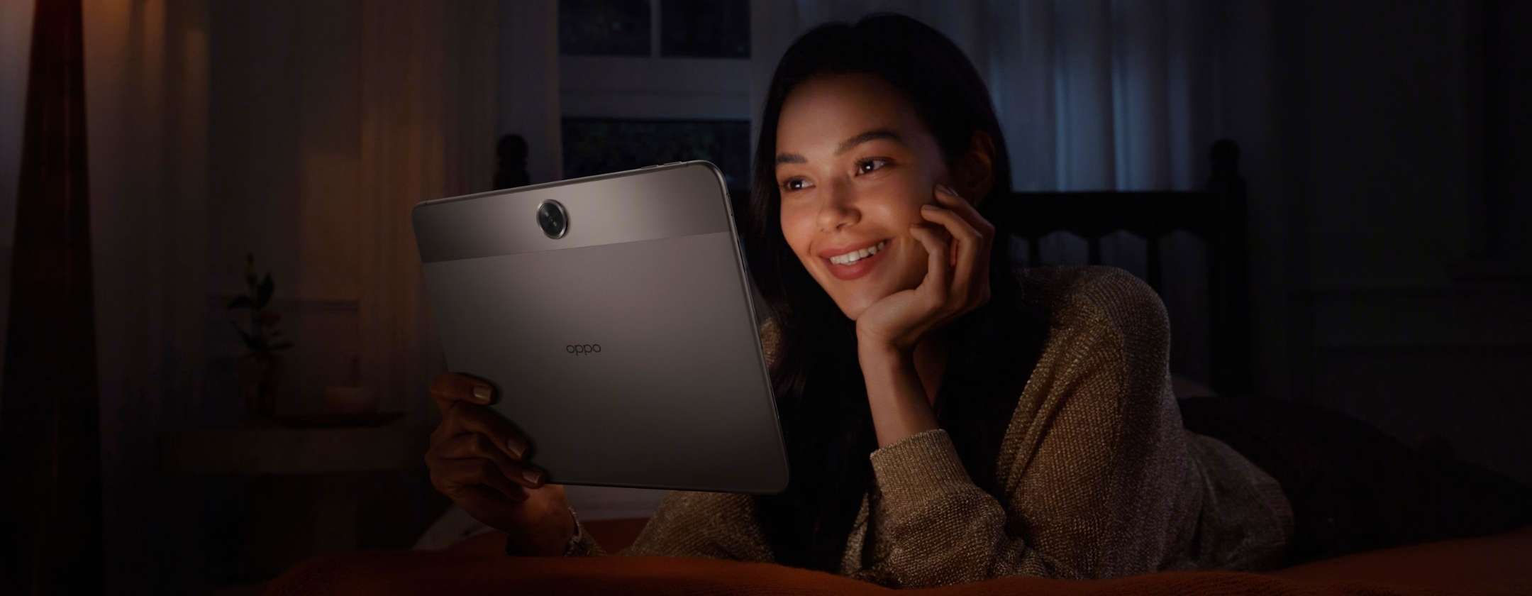 Acquista OPPO Pad Neo LTE a 299€ con Smart Case ed Enco X